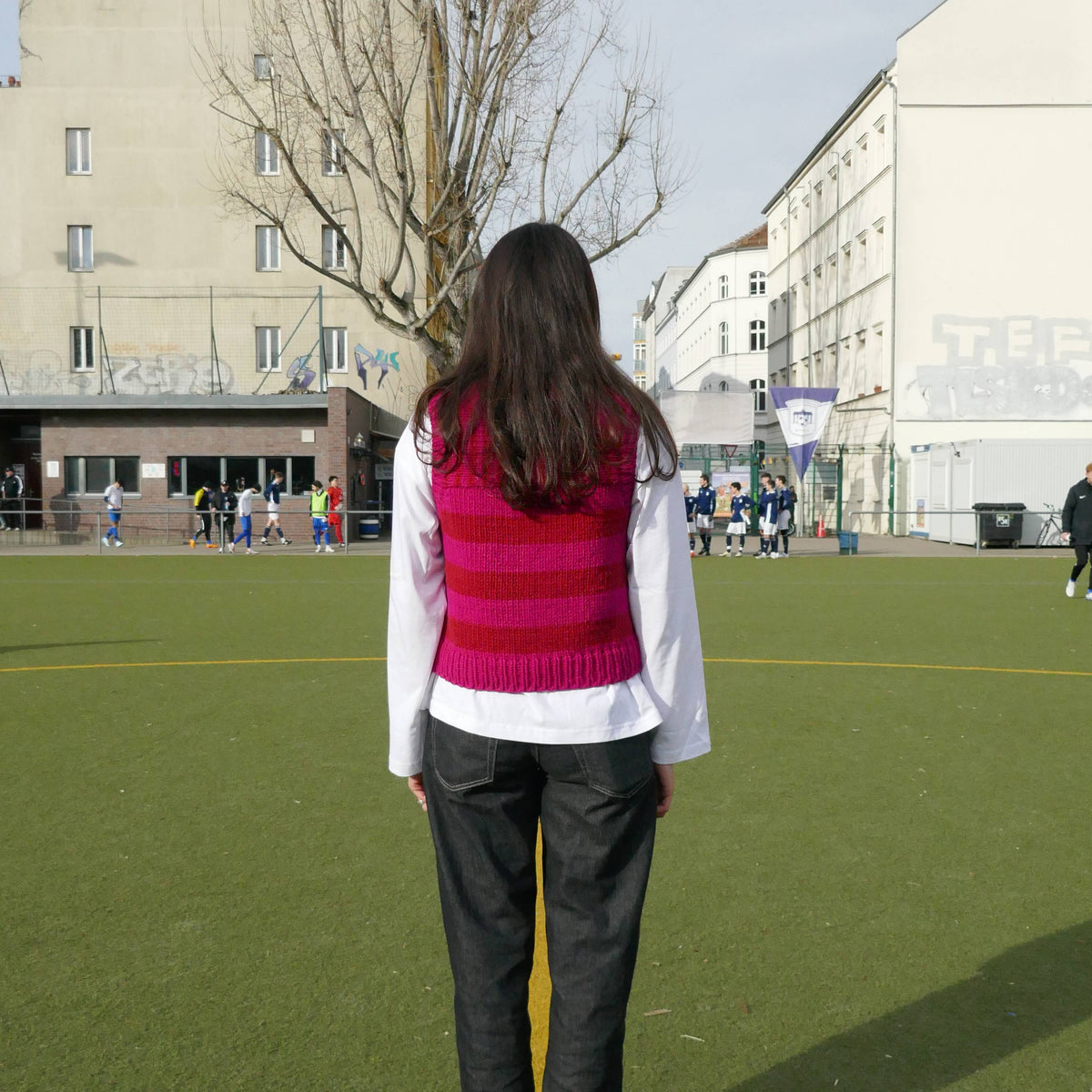 Strickset Berry Vest von Helena Wieser – KNIT KNIT Berlin
